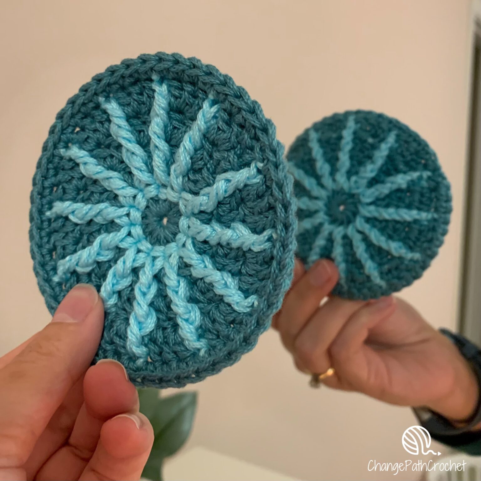 Sun Ray Face Scrubbies with Basket Crochet Pattern - Change Path Crochet