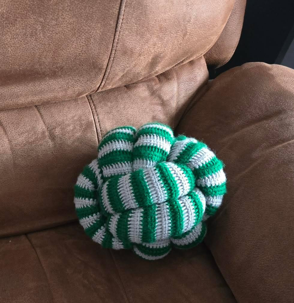 Striped Knot Pillow Crochet Pattern – Change Path Crochet